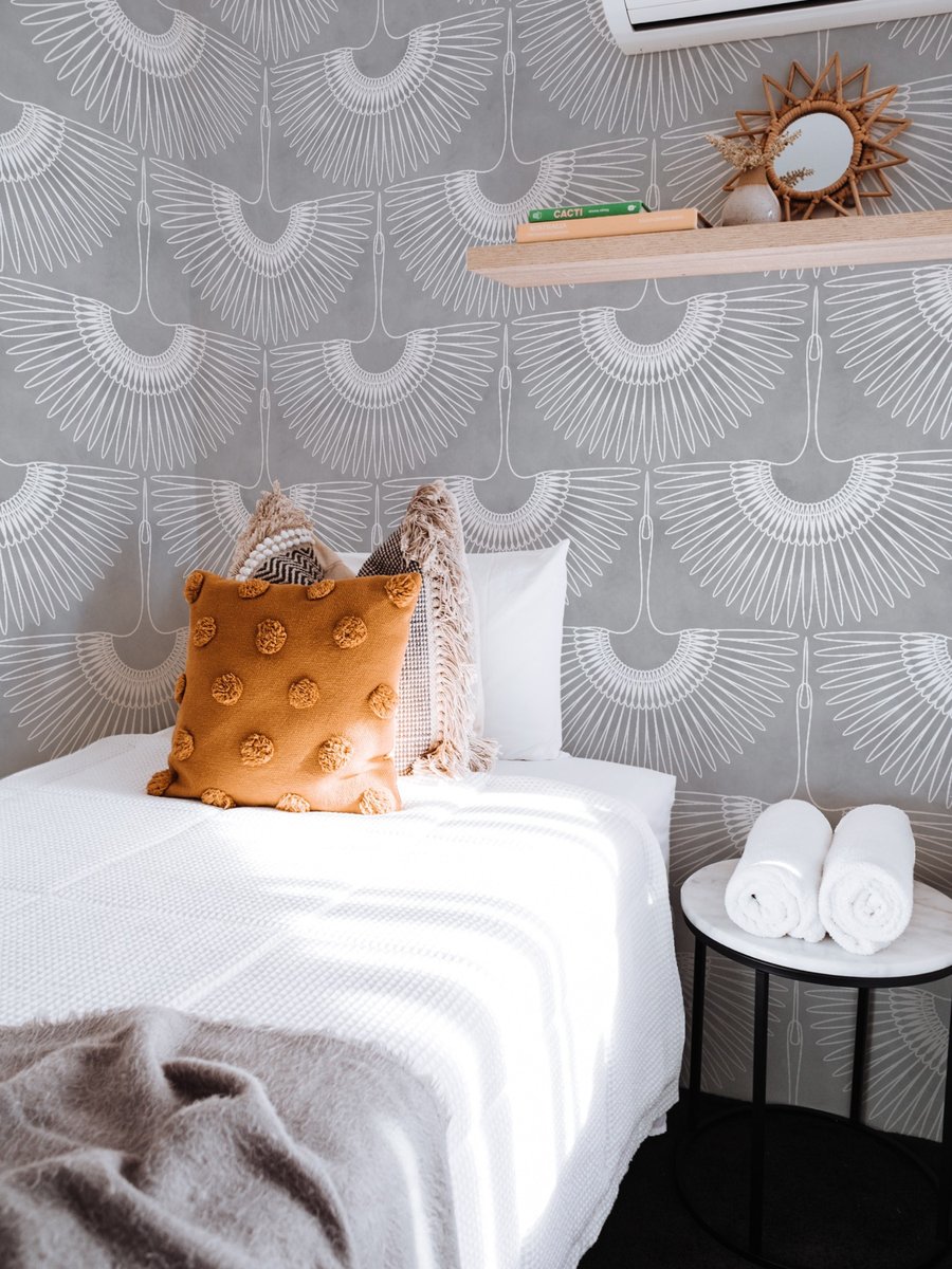 Japanese Crane Harmony Pattern Wallpaper Mural | Wallhue